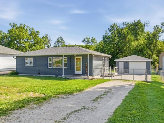19515 Garner Ave, Council Bluffs, IA 51503