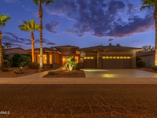 19516 N Coronado Ridge Dr, Surprise, AZ 85387