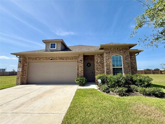 1951 Middle Pass Ln