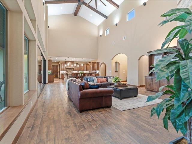 1951 Bridlewood Ranches Dr