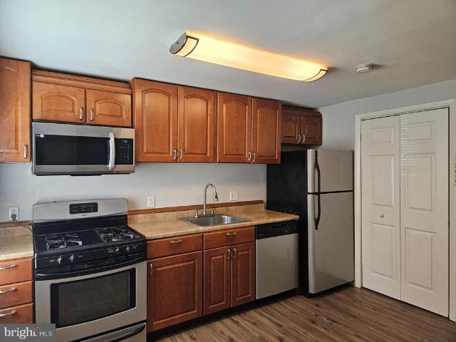 1951 Dutch Village Drive # I 255