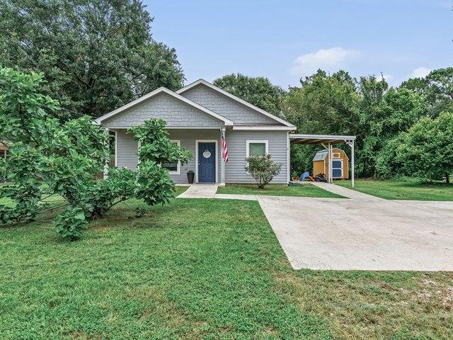 1951 Hickory Dr, Vidor, TX 77662