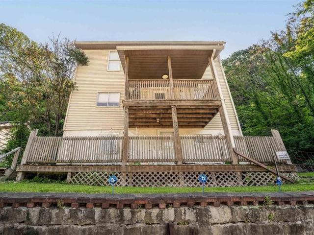 1951 Listravia Ave, Morgantown, WV 26505