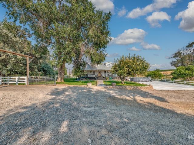 1951 6th Ave W
