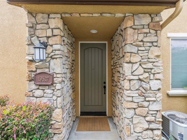 19527 Opal lane