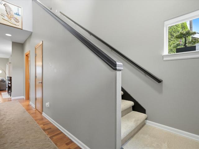 1952 nw yohn ranch dr