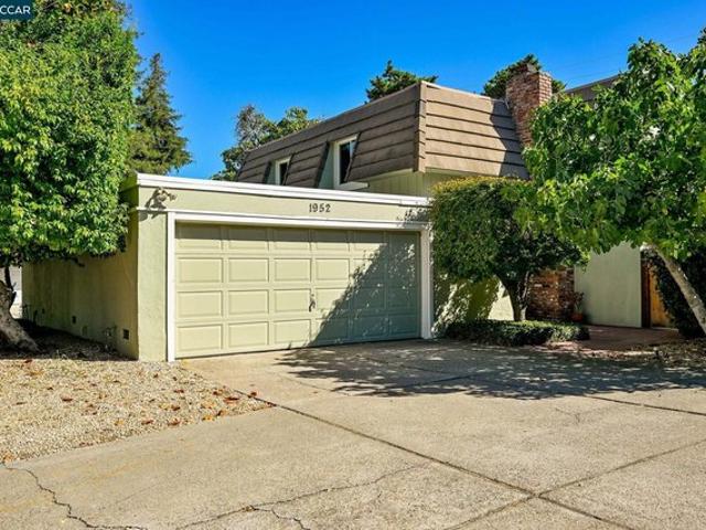 1952 Oak Grove Rd, Walnut Creek, CA 94598