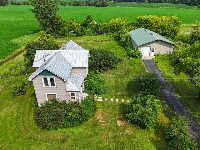 1952 County Road FF, Oshkosh, WI 54904