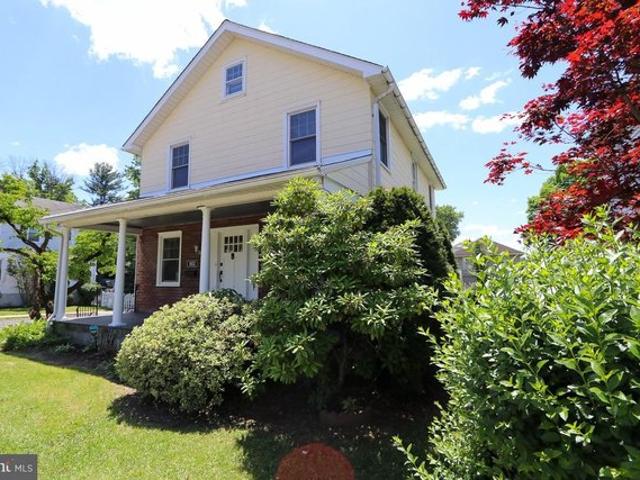 1952 Susquehanna Rd, Abington, PA 19001