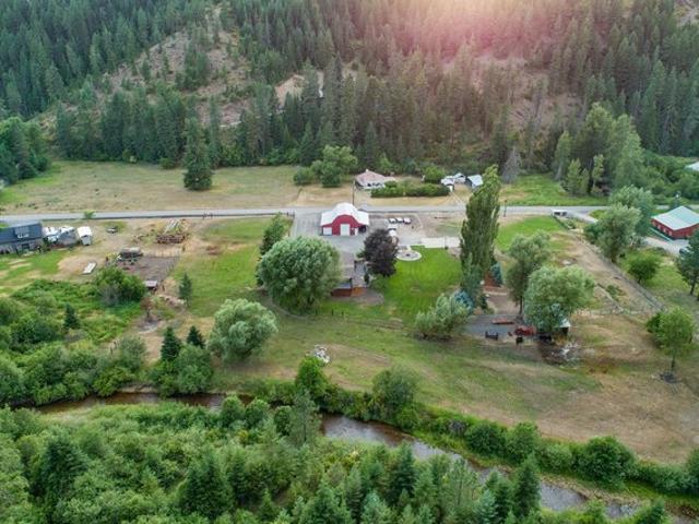 1952 S Gateway Ranch Rd, Coeur d'Alene, ID 83814