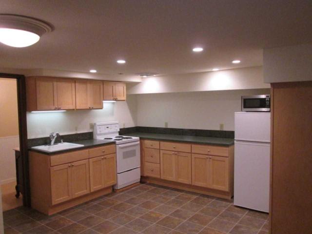 1952 Thorndyke Studio Apartment for Rent at 1952 Thorndyke Ave W, Seattle, WA 98199 Interbay