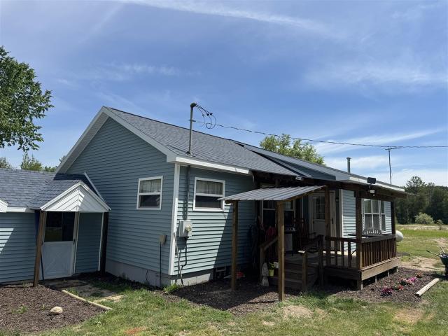 1952 W 16 Road
