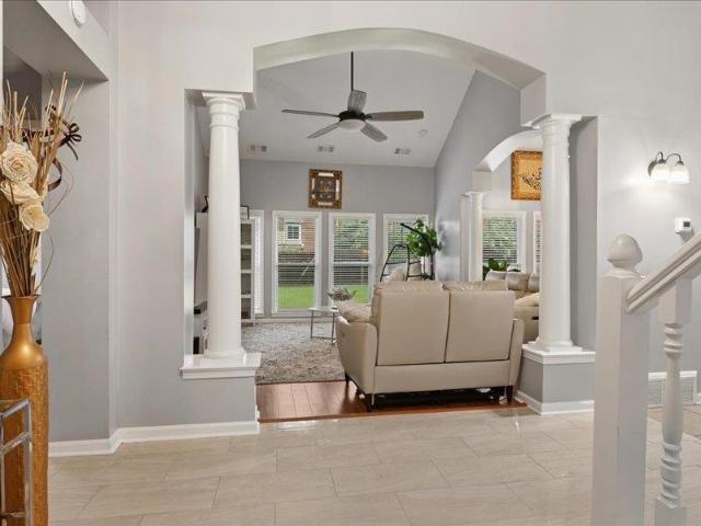1952 westbriar cir