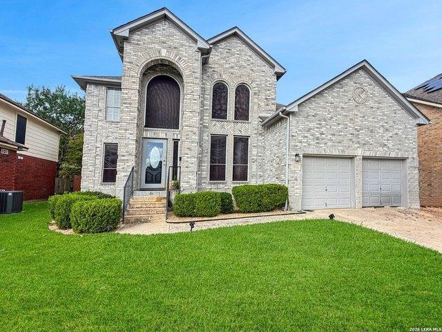 19531 Azure Oak, San Antonio, TX 78258