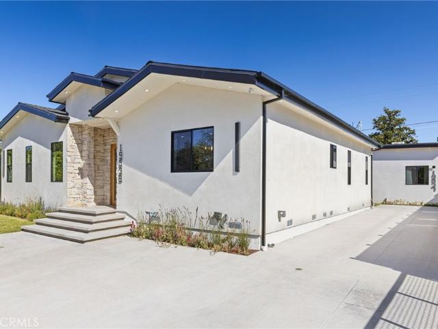 19539 Mobile St, Reseda, CA 91335 | MLS #SR26078 | Compass