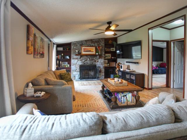 1953 E Brentwood Street # Lot: 60