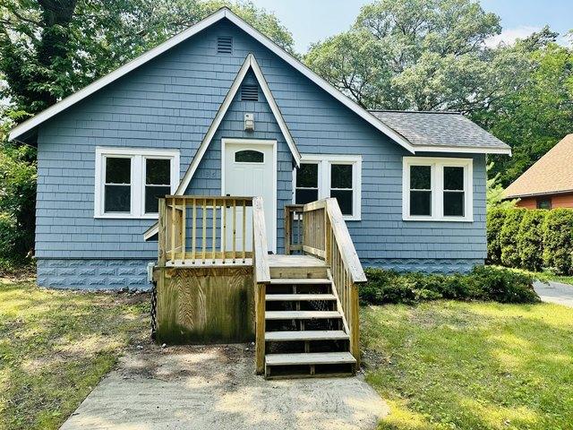 1953 Jiroch St, Muskegon, MI 49442