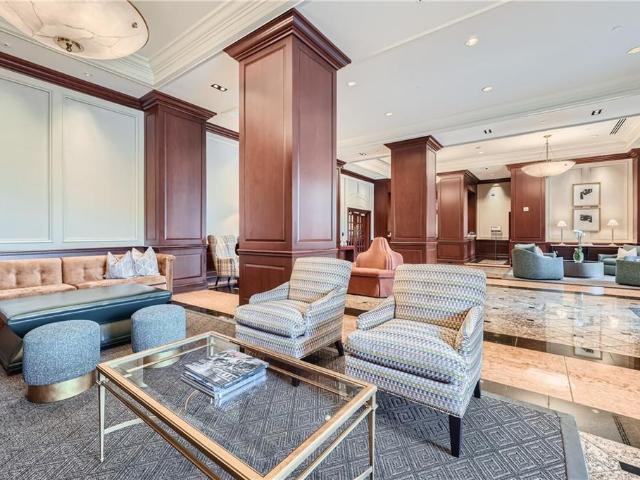 195 14th Street NW PH106