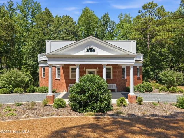 195 Canter Lane
