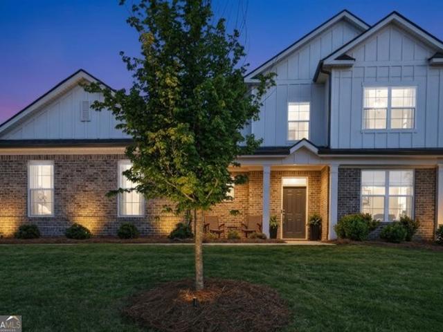 195 Carmichael Dr, Canton, GA 30115