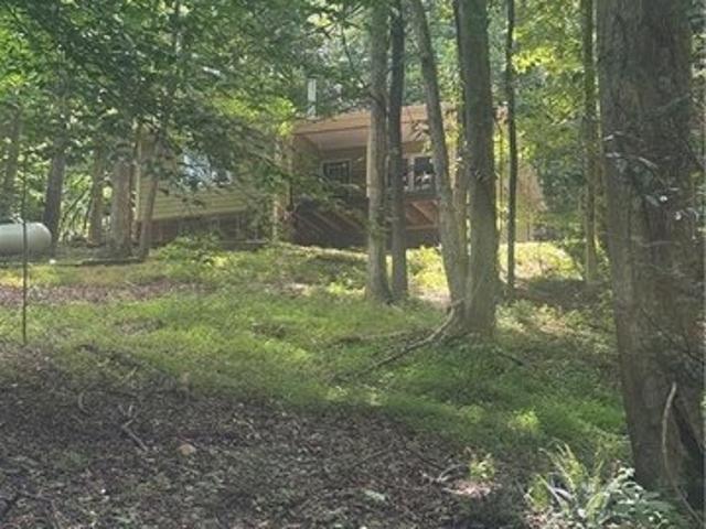 195 Chestatee Dr, Dahlonega, GA 30533