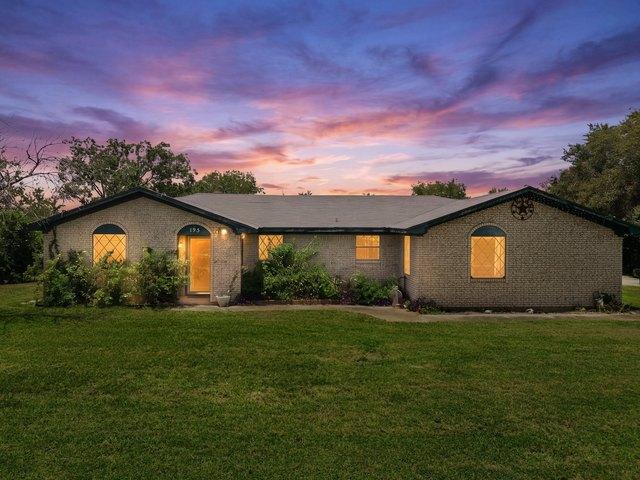 195 Amy Joy Dr, China Spring, TX 76633