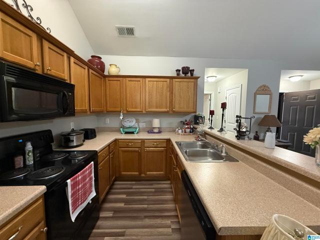 195 Apricot Lane