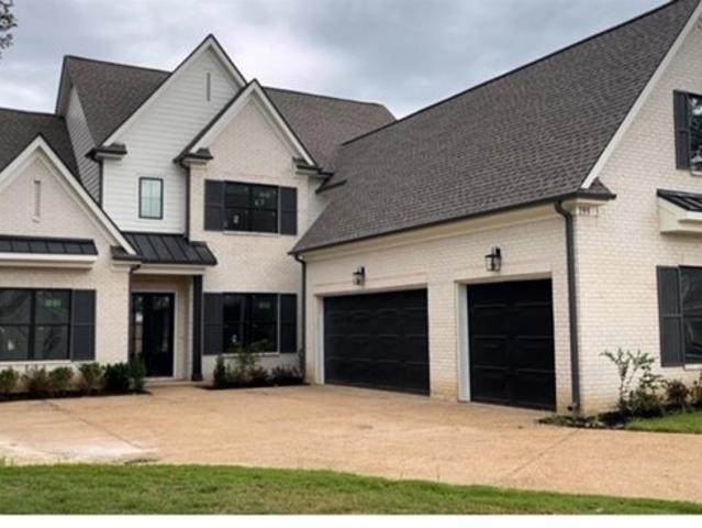 195 Grand Steeple Dr, Collierville, TN 38017