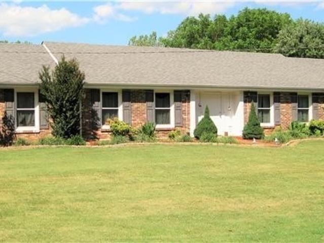 195 Dry Creek Rd, Goodlettsville, TN 37072