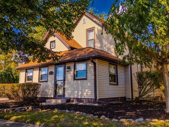195 E Highland Ave, Marion, IN 46952