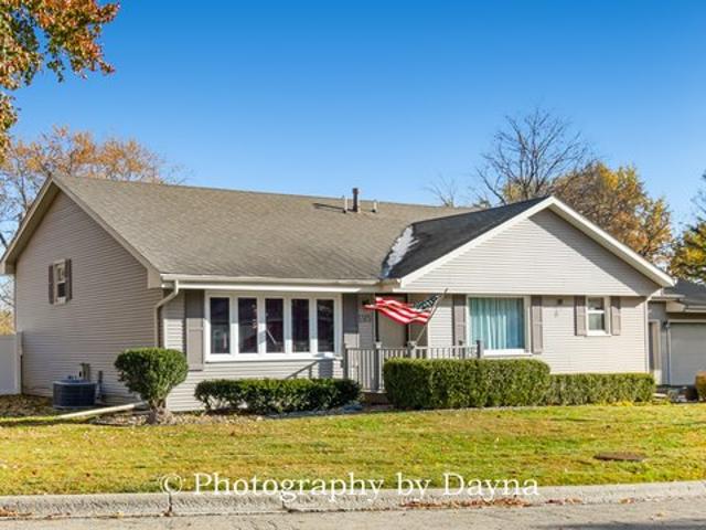 195 Esther Cir, Bourbonnais, IL 60914