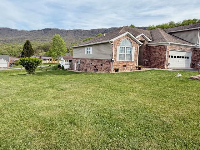 195 Forest Hill Dr