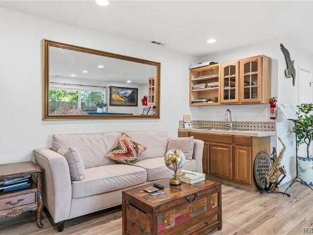195 Knoll Rd, Big Bear Lake, CA 92315 | MLS #32601