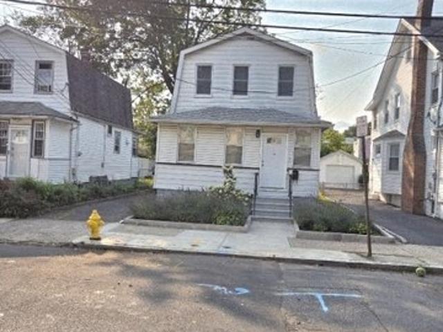 195 Kerrigan Blvd, Newark, NJ 07106