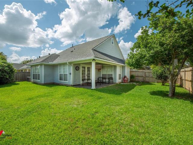 195 Kings Crossing