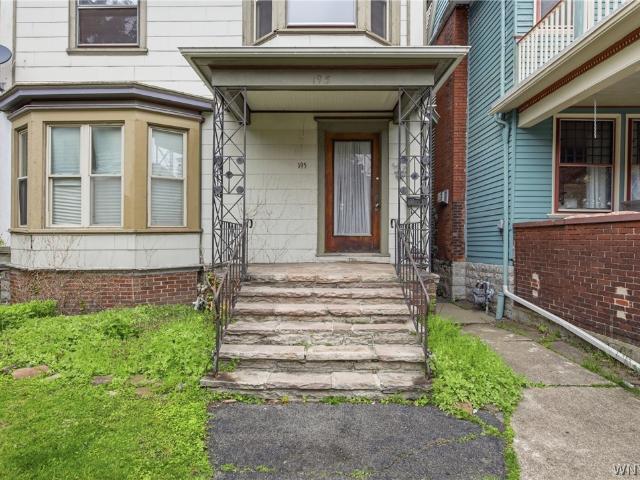 195 Hodge Avenue