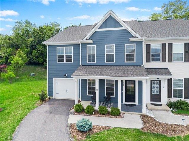 195 Hamilton Ave NW, Christiansburg, VA 24073