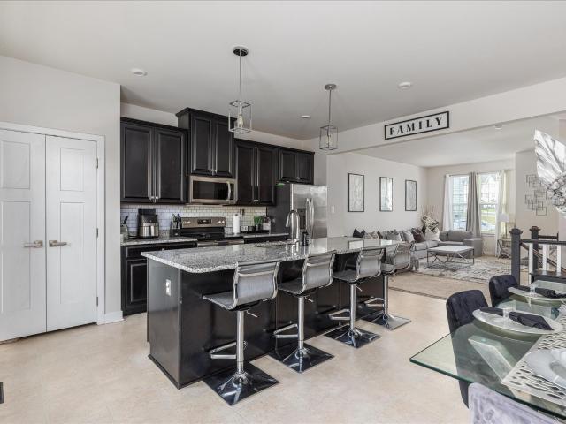 195 Ontario Dr, Falling Waters, WV 25419 | MLS #WVBE2049