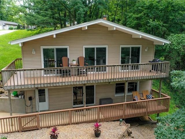 195 Oneida Trl, Malvern, OH 44644