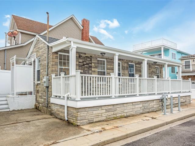 195 Oceanview Ave, Long Beach, NY 11561 | MLS #970780 | Compass