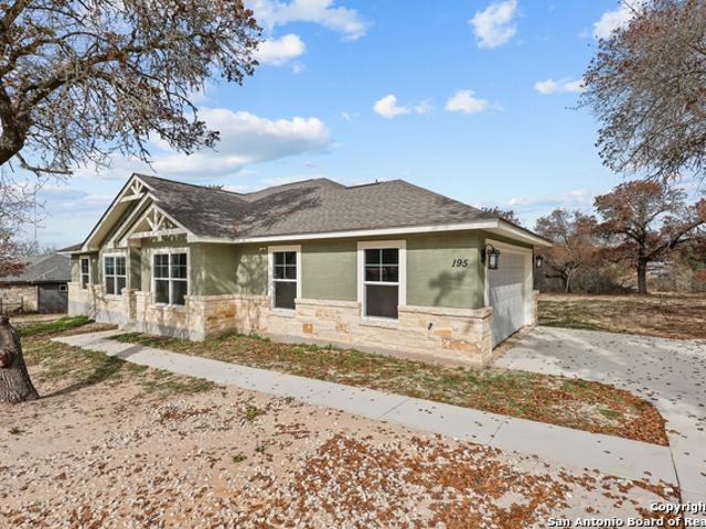 195 Log Cabin