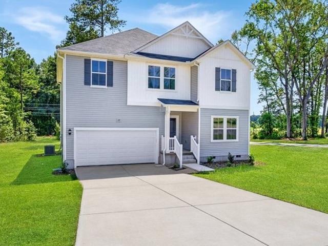 195 Lawbacher Dr, Lillington, NC 27546