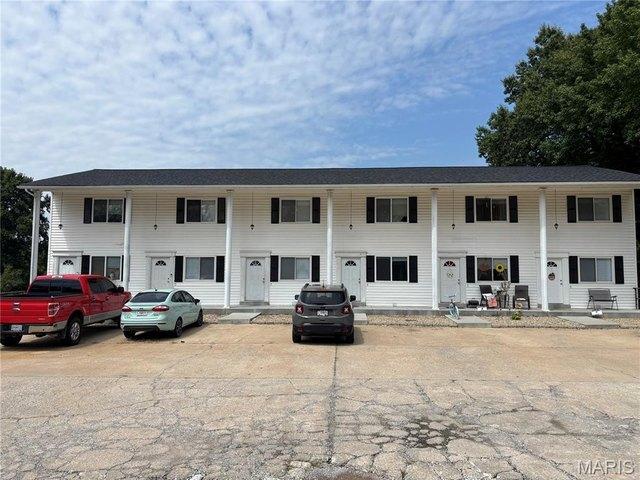 195 Lewis St, Troy, MO 63379
