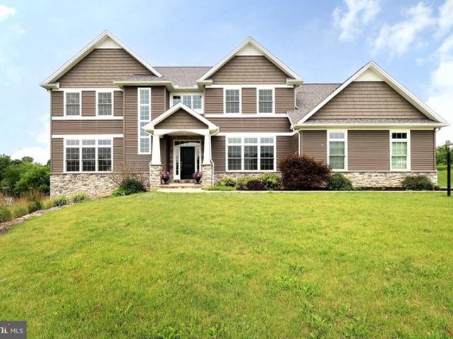 195 Mountain Laurel Dr, State College, PA 16801