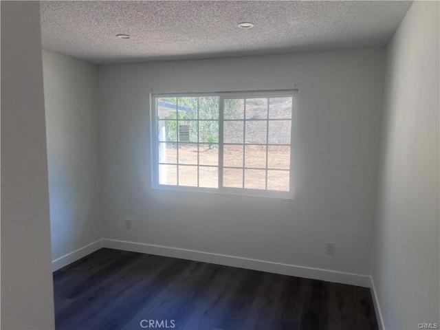 195 Masters Ave, Riverside, CA 92507 | MLS #SR26032 | Compass