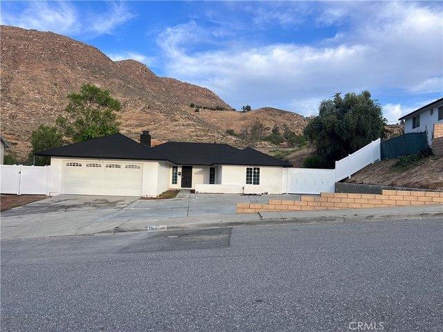 195 Masters Ave, Riverside, CA 92507