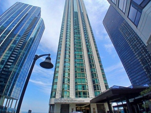 195 N Harbor Dr Apt 4105, Chicago, IL 60601