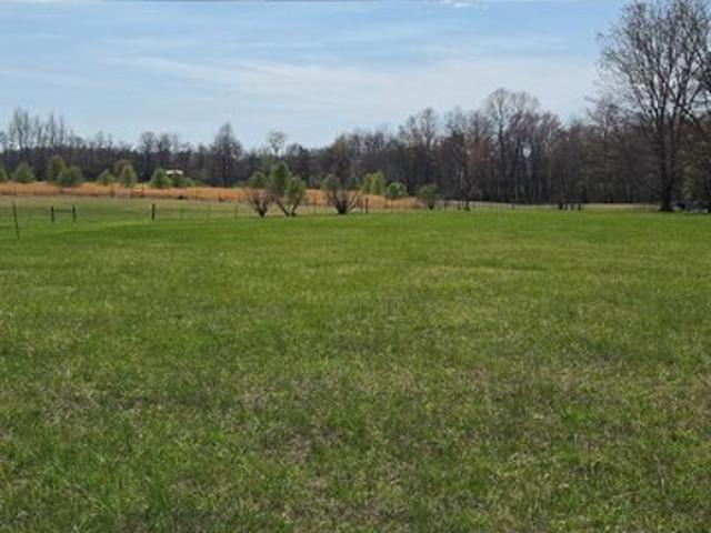 195 NW Ray Cemetery Rd, Sparta, TN 38583
