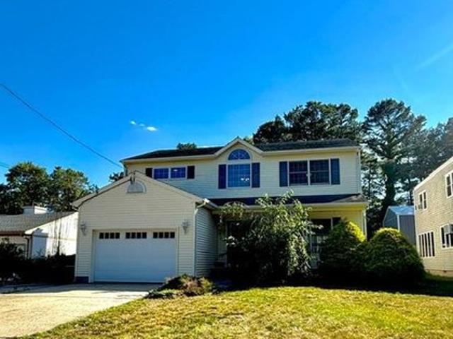 195 S Lakeshore Dr, Manahawkin, NJ 08050