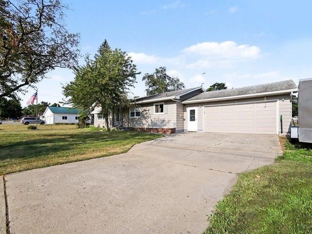 195 Smith St, Hesperia, MI 49421